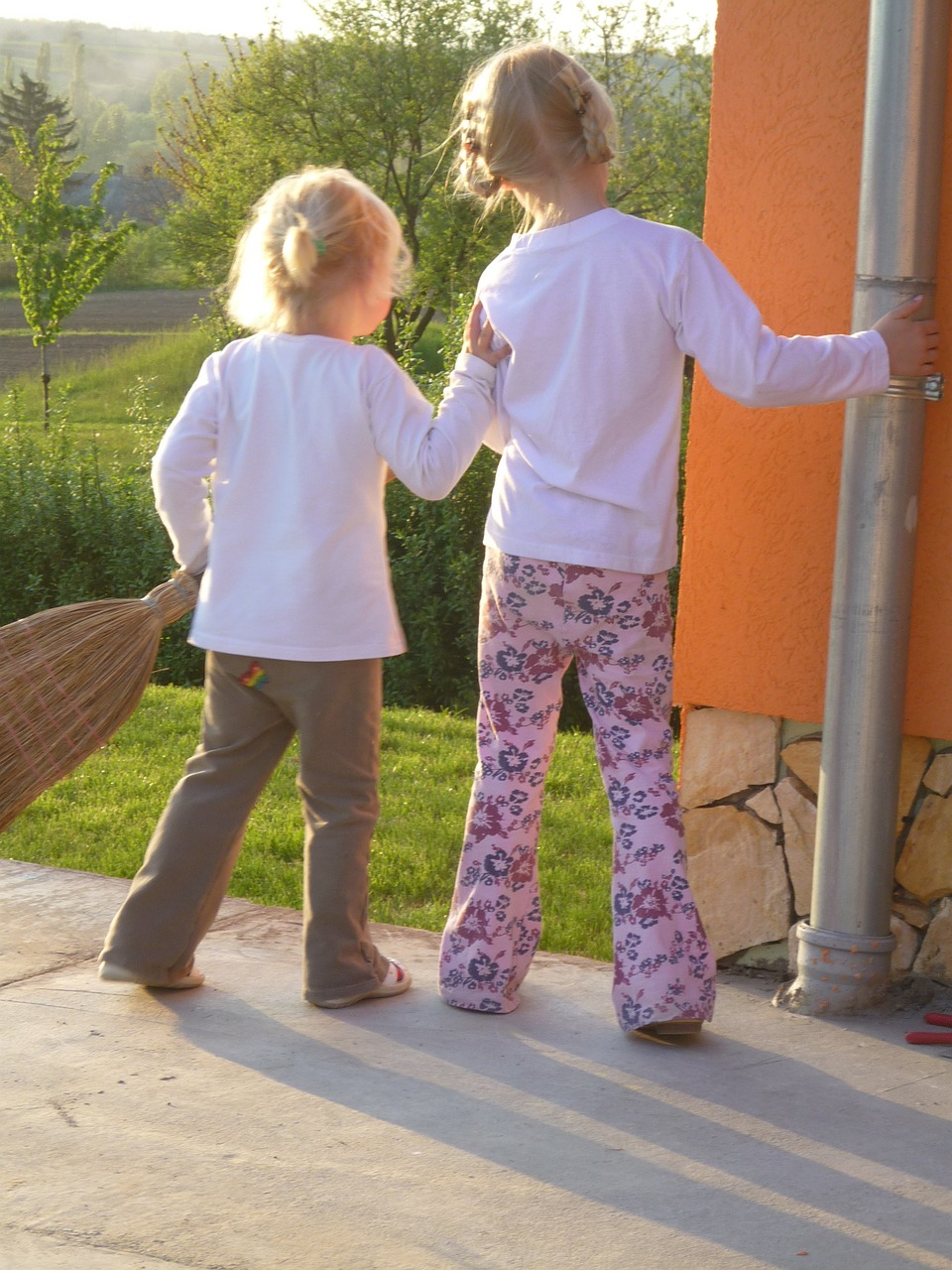 Fun outdoor cleaning activities with kids – Adventures of the Allum family