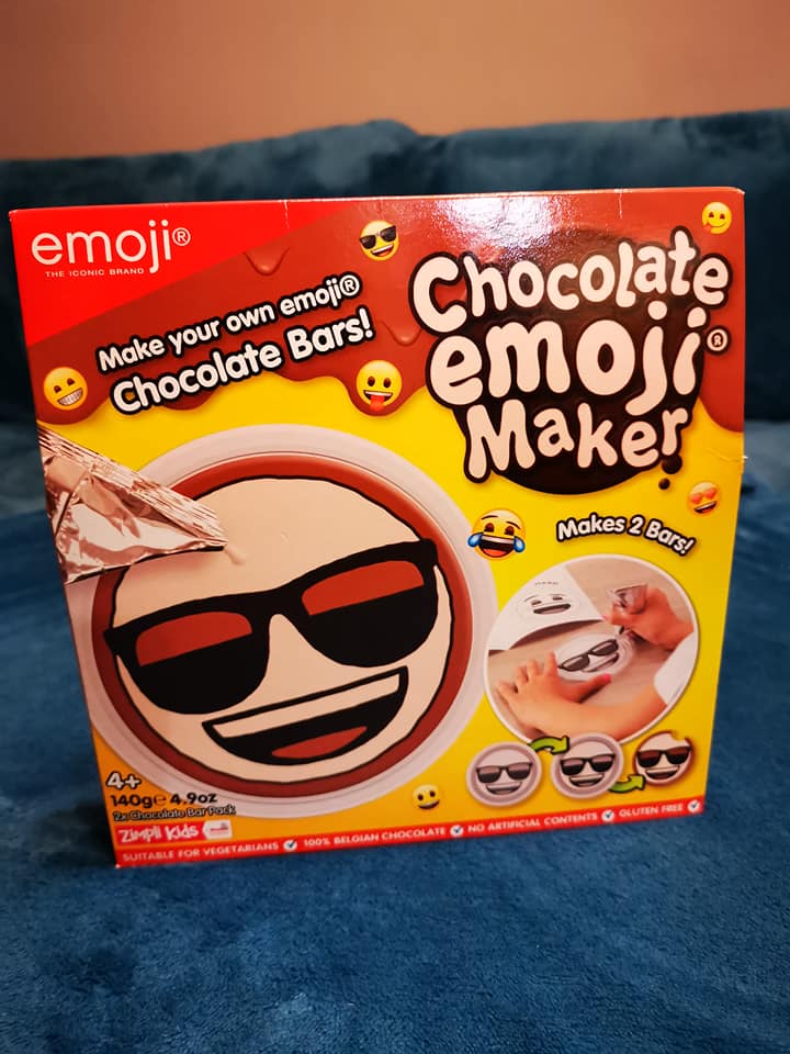 Zimpli Kids – Chocolate Emoji Maker – Adventures of the Allum family